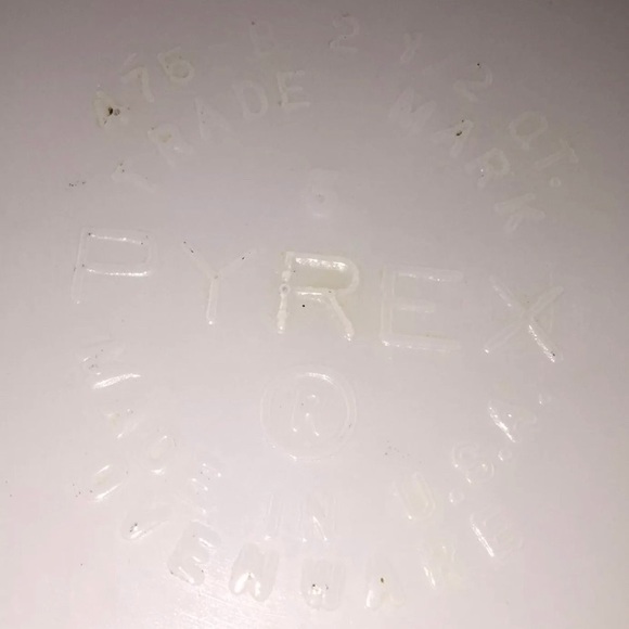 Pyrex | Kitchen | Vintage Pyrex Ovenware 2 2 Qt Eagle Rooster | Poshmark